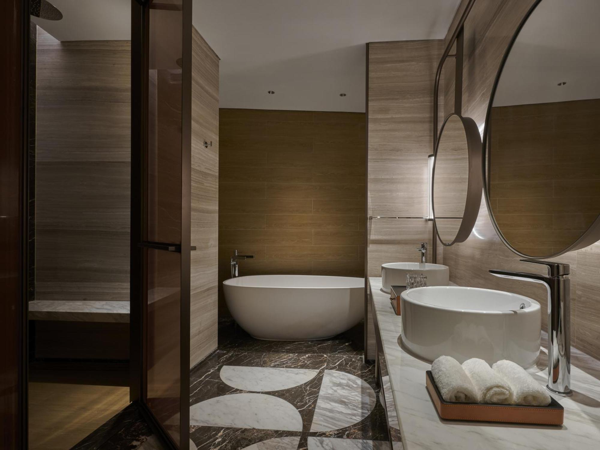 HOTEL THOMPSON SHANGHAI EXPO, BY HYATT, SHANGHAI